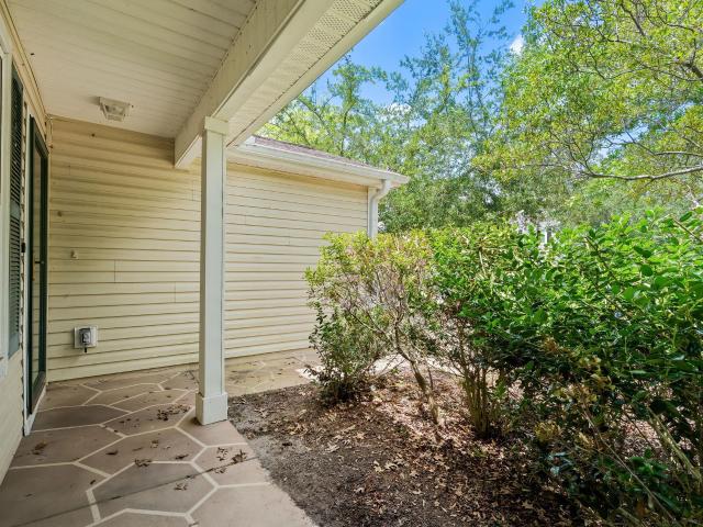 977 Silvercrest Dr