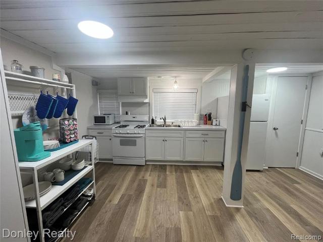 977 Port Austin Road