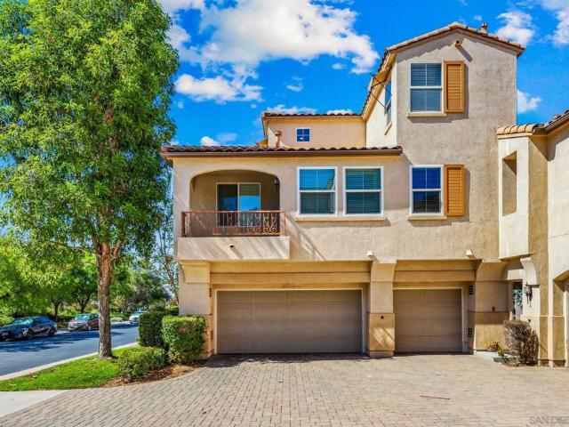 977 Pearleaf Ct