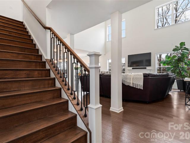 9786 Verdun Court
