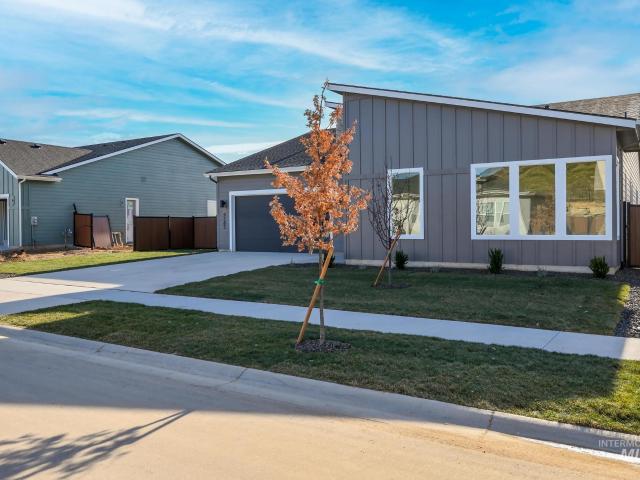9787 W Nicasio Dr