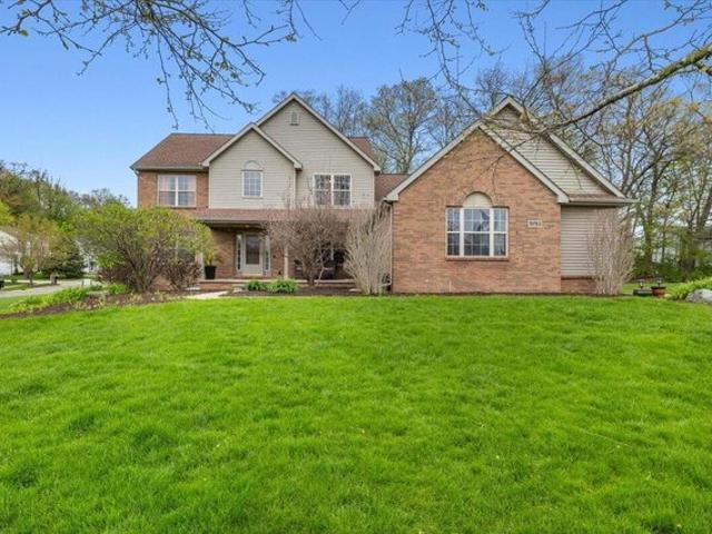 9783 Viewcrest Ct, Howell, MI 48843