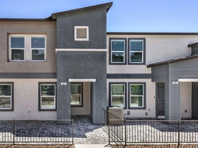 978 Desert Spruce St, Las Vegas, NV 89107