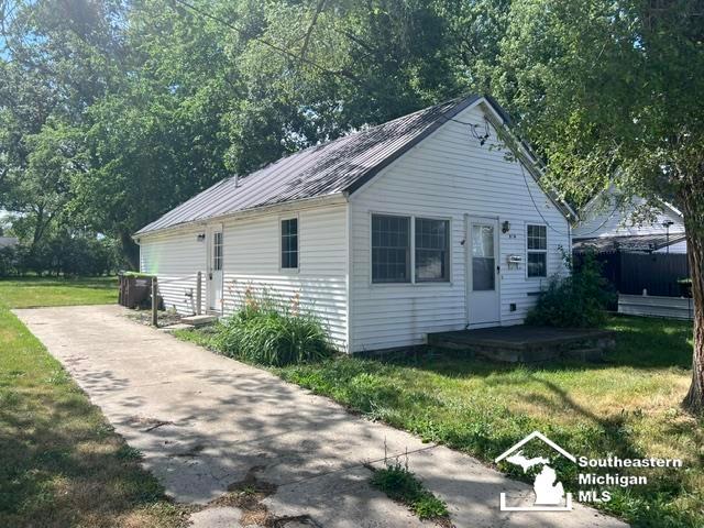 978 Division Street