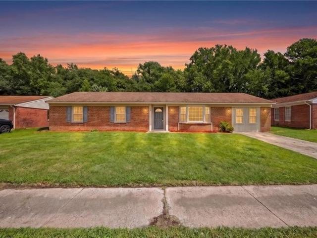 978 Strickland Blvd, Virginia Beach, VA 23464