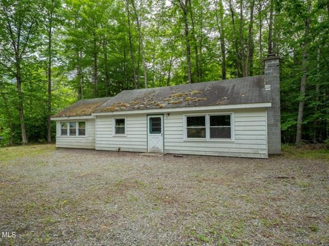 978 W Mountain Co Rt # 10, Hadley, NY 12835