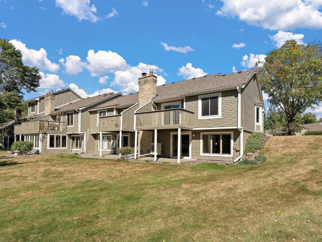 978 Winterberry Drive