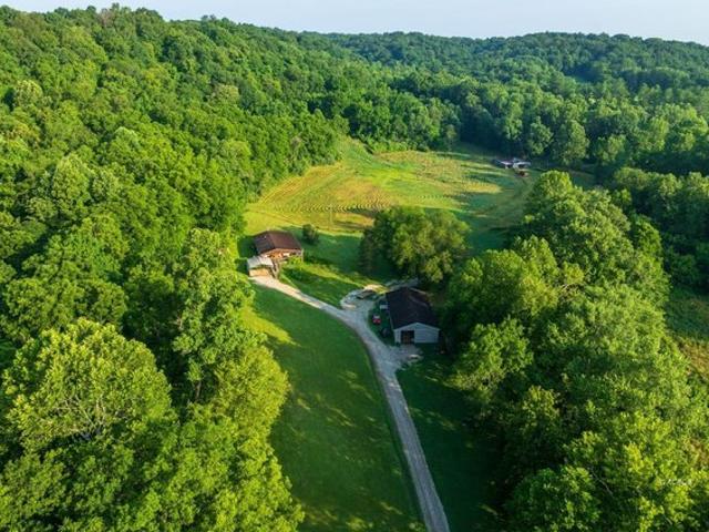 9791 Swaro Rd, Glouster, OH 45732