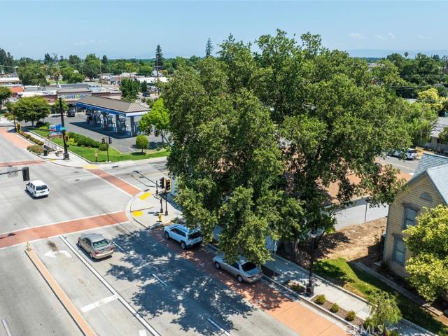 9793 Live Oak Boulevard
