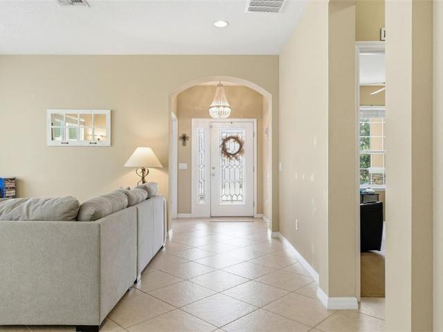 979 Counts Crest Cir, Apopka, FL 32712 | MLS #O6391