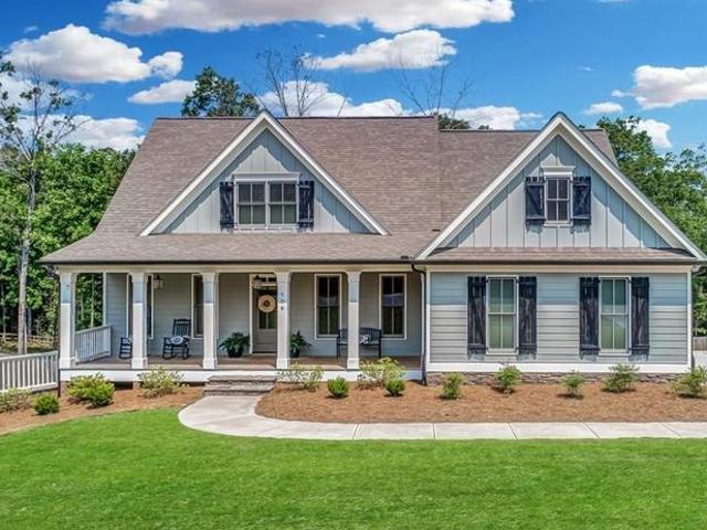 979 Cable Rd, Waleska, GA 30183