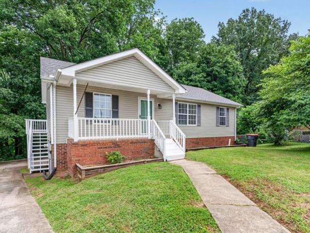 979 Bobcat Dr, Clarksville, TN 37042