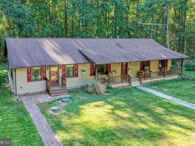 979 Barney Jenkins Rd, Felton, DE 19943