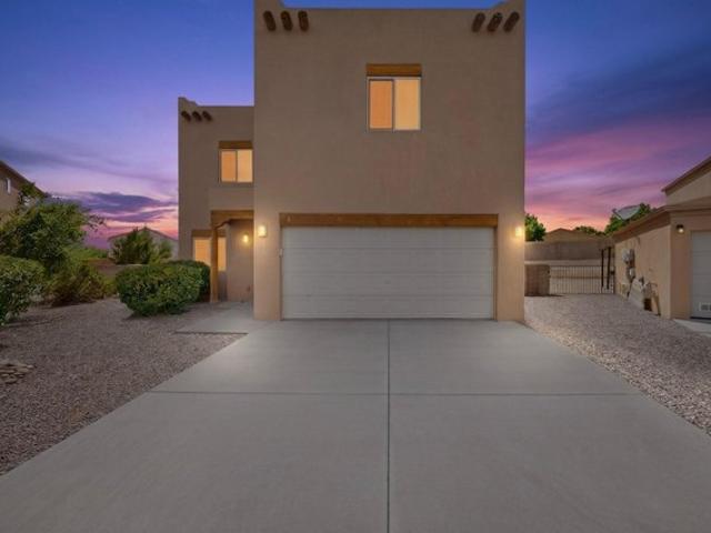 979 Dry Creek Ct NE, Rio Rancho, NM 87144