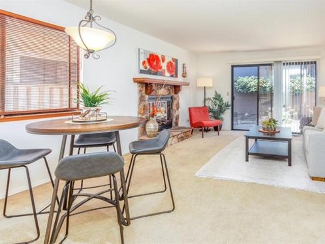 979 Hacienda Cir, Rohnert Park, CA 94928