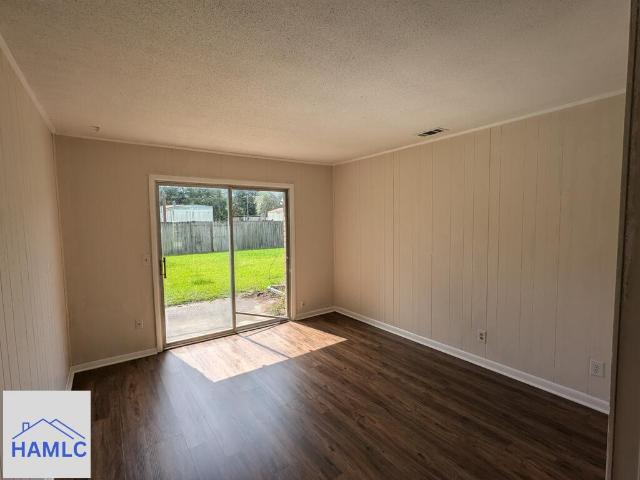 979 Live Oak Drive