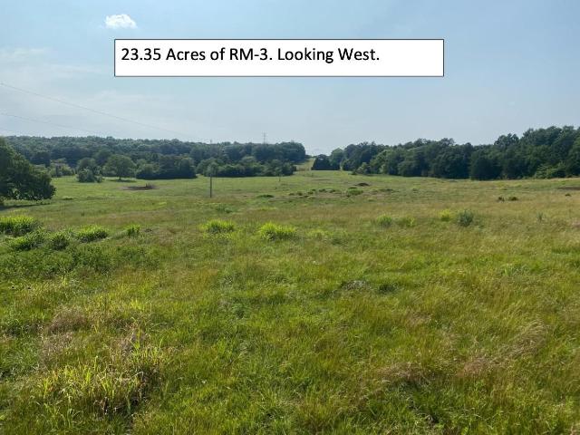 979 Moorman Lane