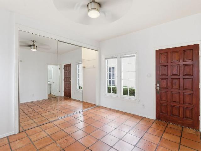 979 S. Ardmore Avenue Studio Apartment for Rent at 979 S Ardmore Ave, Los Angeles, CA 90006 Wilshire Center Koreatown