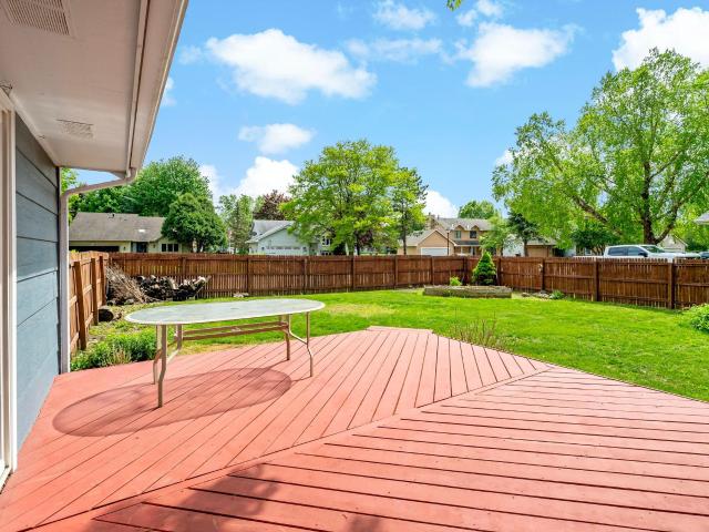 979 Pointe Way