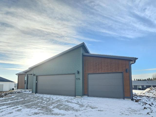 979 Pheasant Run
