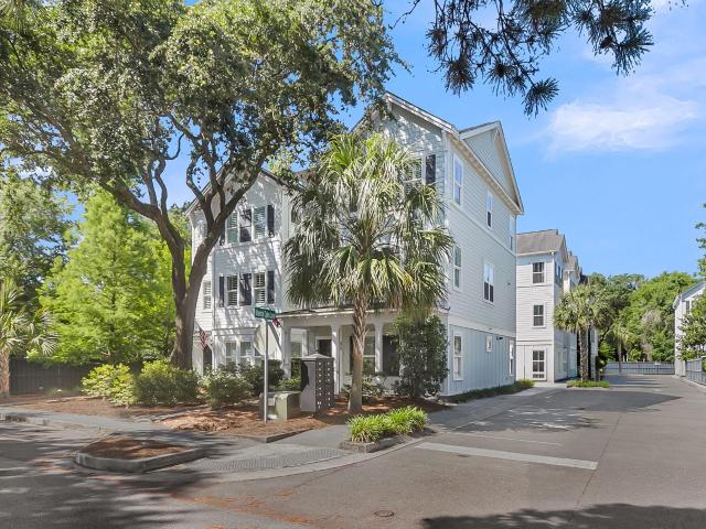 979 Warrick Oaks Lane