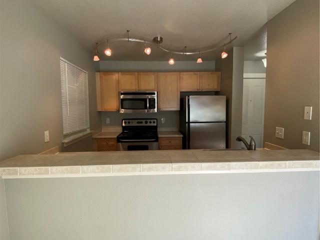 9805 Avondale Rd NE # M 240
