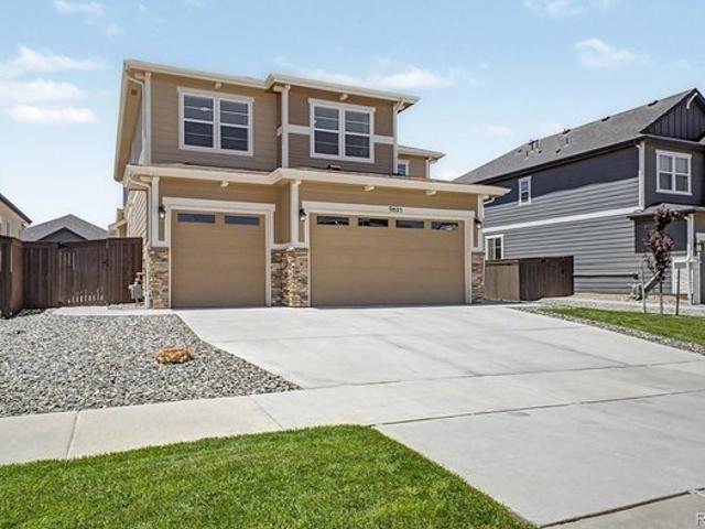 9805 Ceylon Ct, Commerce City, CO 80022