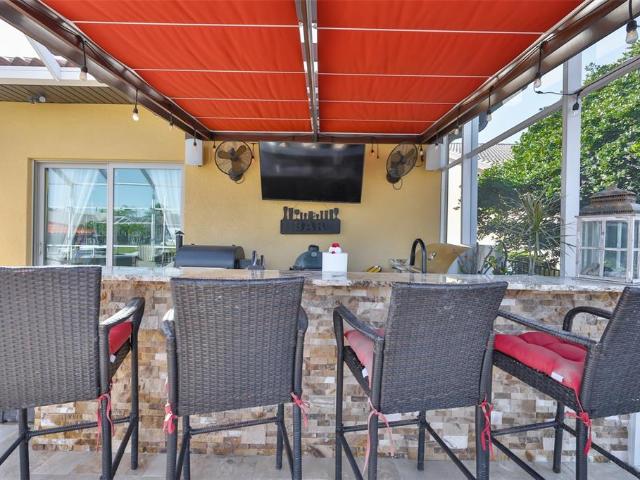 9805 Compass Point Way, Tampa, FL 33615 | MLS #TB8465