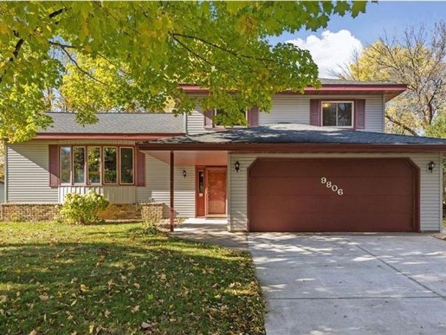 9806 Able St NE, Blaine, MN 55434