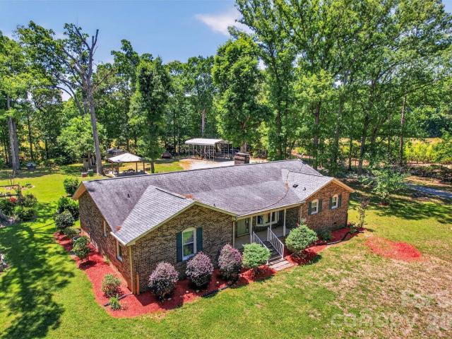 9807 Black Road