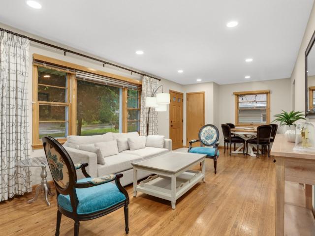 9807 Cedar Lake Road