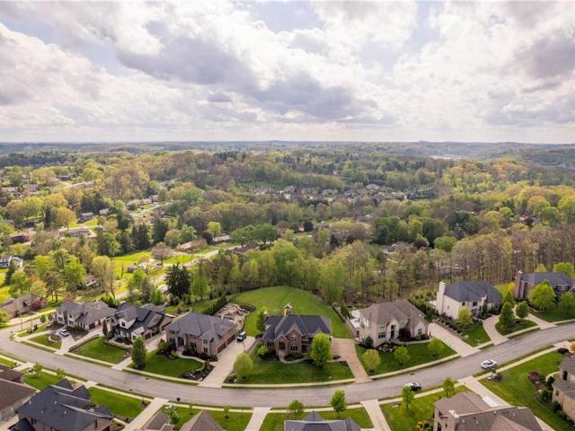9807 Sumner Dr, Allison Park, PA 15101 | MLS #1750