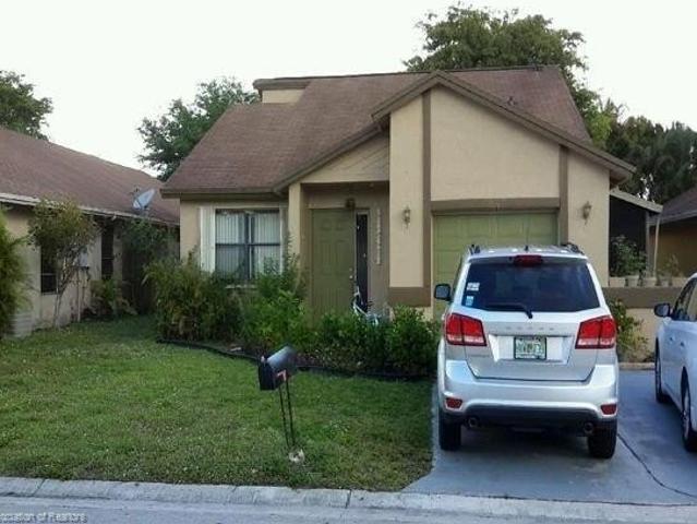 9807 SW 57th St, Cooper City, FL 33328