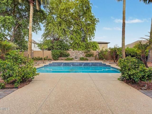 9807 S 43rd Ln, Laveen, AZ 85339