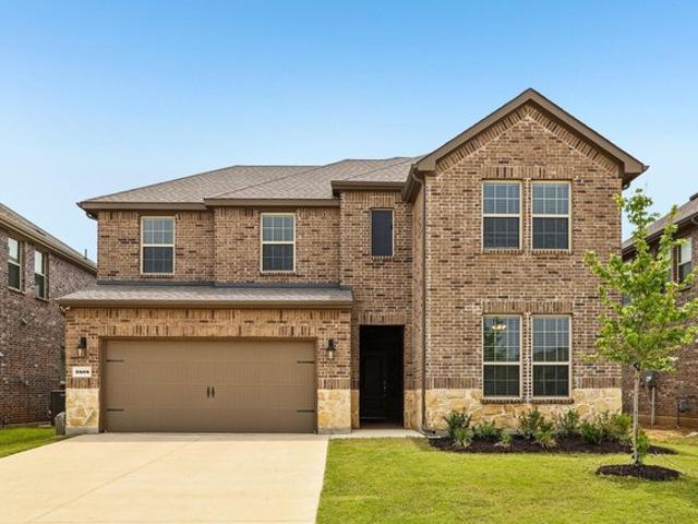 9808 Fall Brook Dr, Aubrey, TX 76227