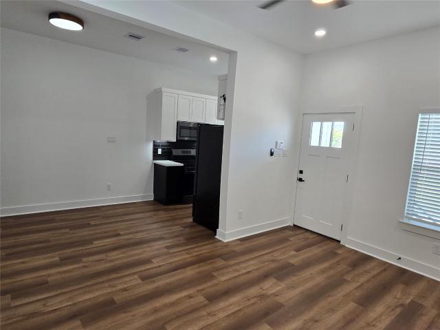 9808 Pelsey St, Unit B, Houston, TX 77029 | MLS #87062 | Compass