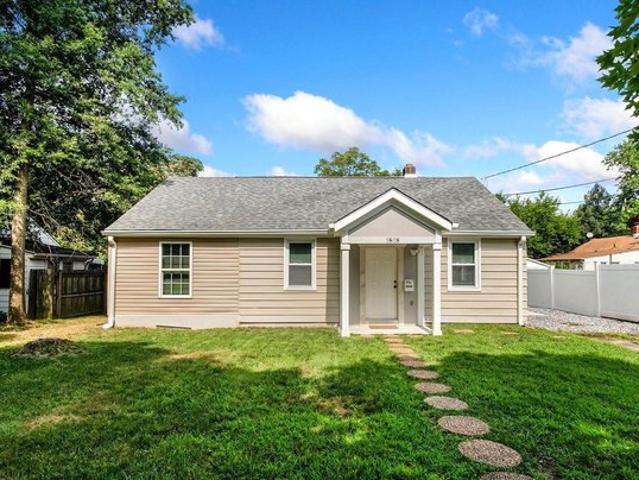 9808 47th Ave, College Park, MD 20740