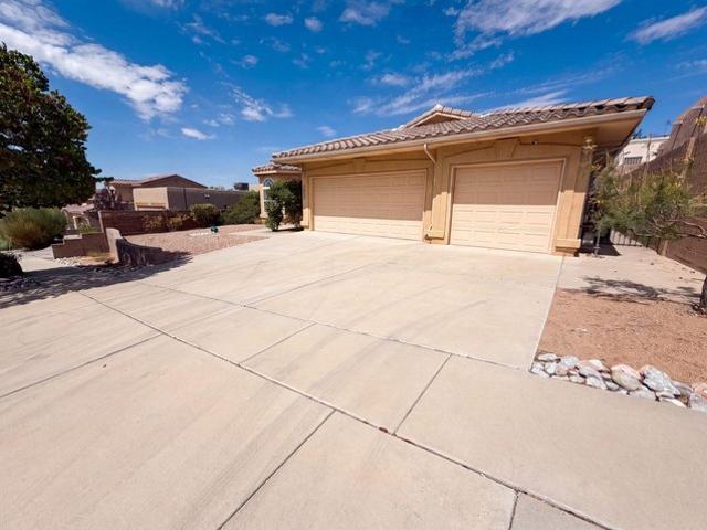 9809 Buckeye St NW, Albuquerque, NM 87114
