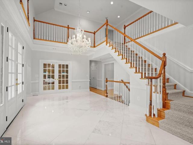 9809 Hall Road
