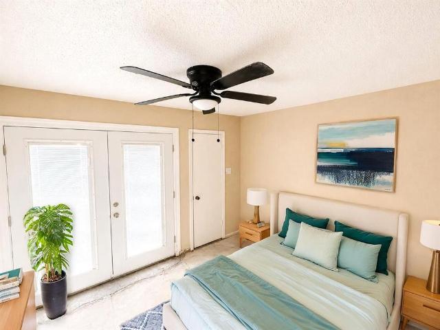 9809 Walnut Street # 208