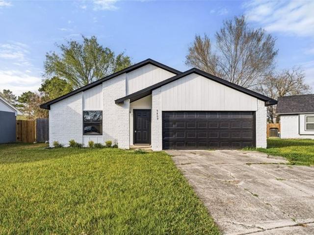 9809 Wren Ct, Conroe, TX 77385