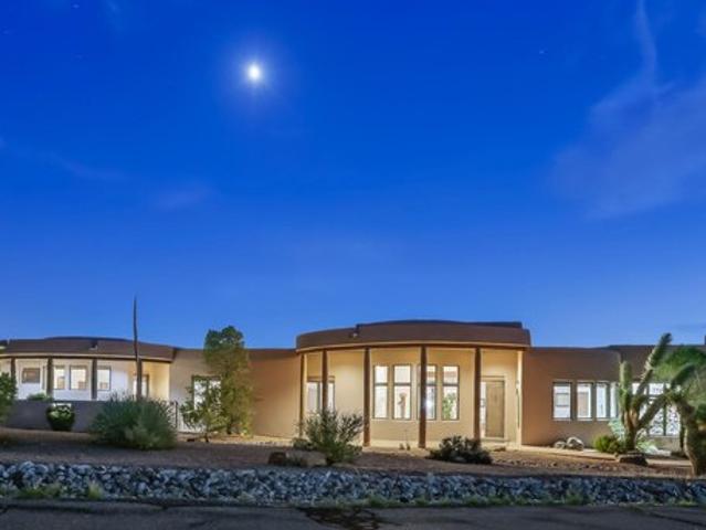 9800 Desert Mountain Rd NE, Albuquerque, NM 87122