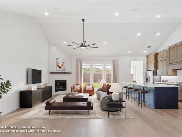 9801 Oak Glade Drive