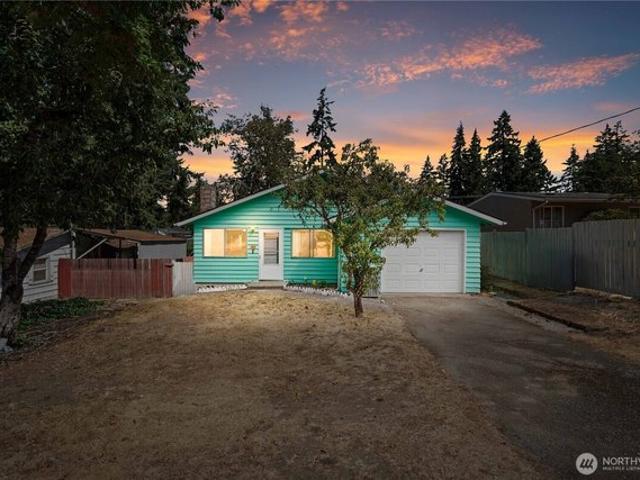 9801 Kenwood Dr SW, Lakewood, WA 98498
