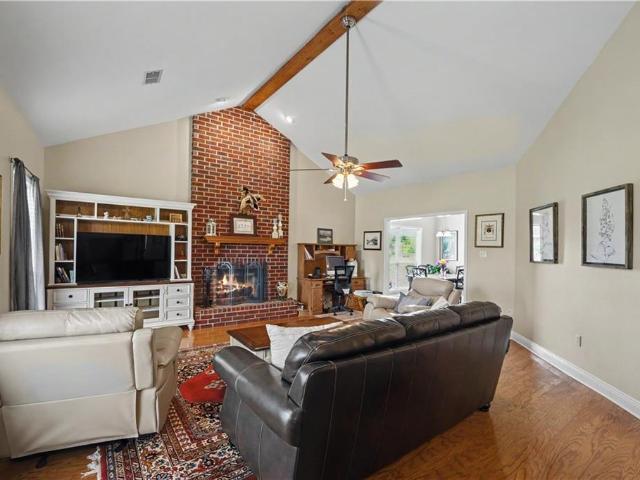 9801 Loblolly Pines Lane