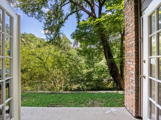 9801 Royal Ln Apt 701, Dallas, TX 75231