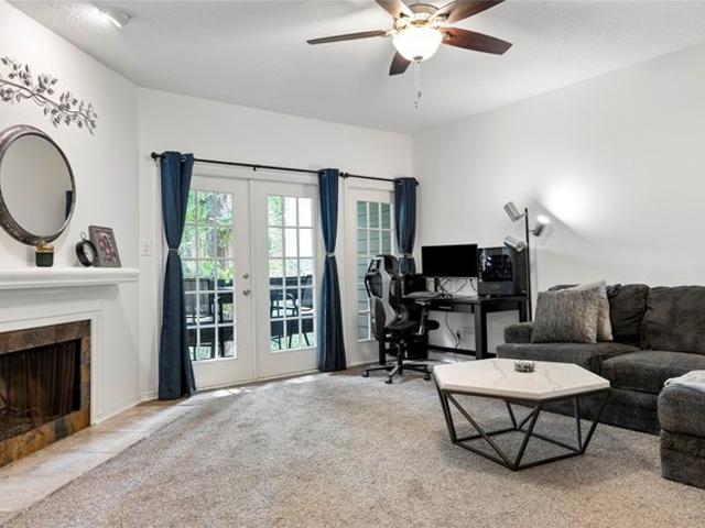 9801 Royal Ln Apt 312, Dallas, TX 75231