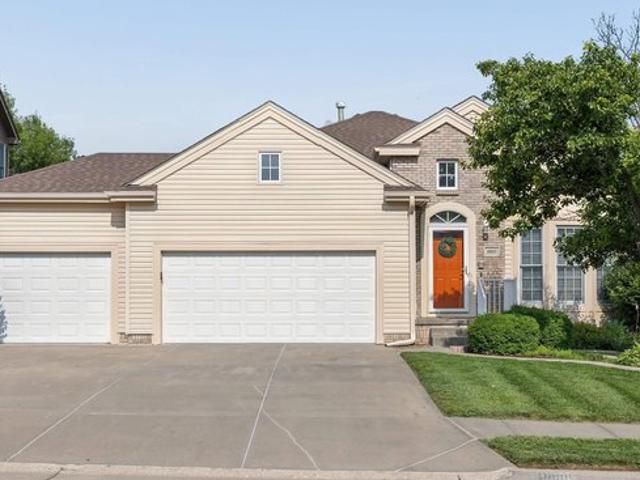 9801 S 28th St, Bellevue, NE 68123