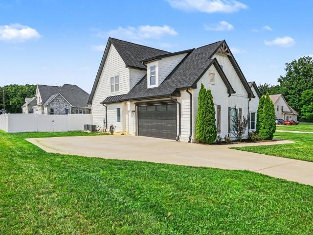 9802 Sunfish Ct