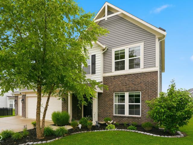 9802 Violet Circle